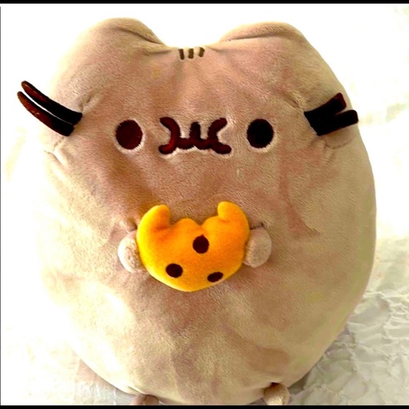 Gund | Toys | New Gund Pusheen Snackable Cookie 95 Stuffed Plush | Poshmark